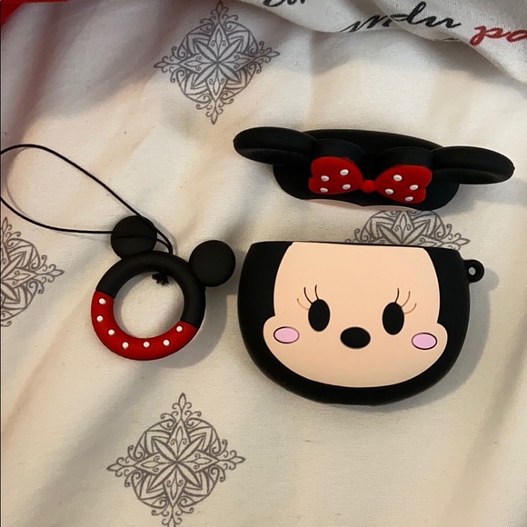 Accessories | Minnie Mouse Face Airpod Case | Poshmark